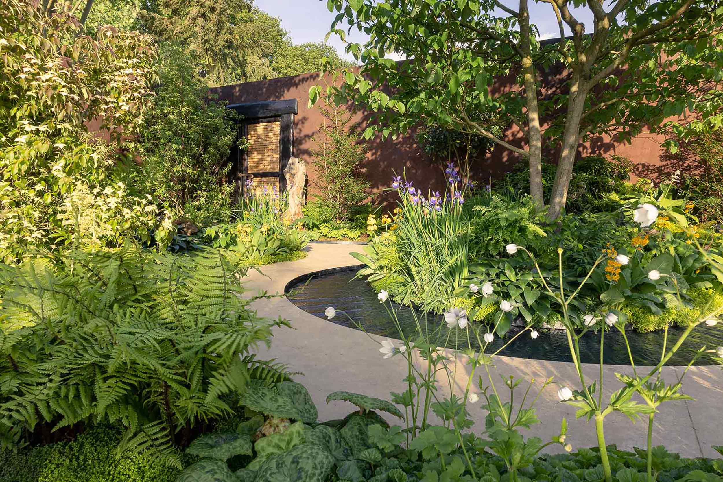 Garden Builders Gold Award Winner Designed Thomas Hoblyn